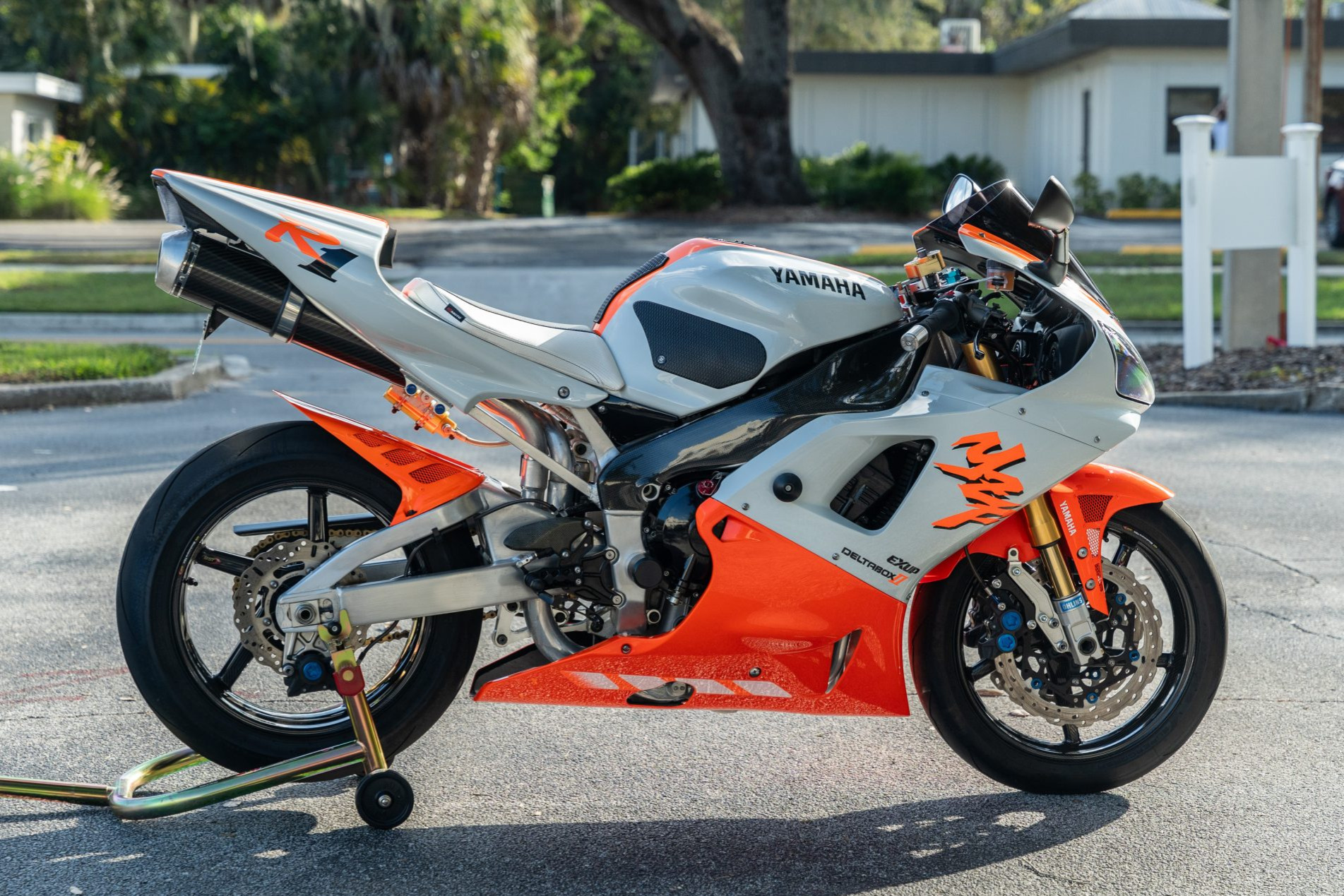 2000-yamaha-yzf-r1-vin-jyarn041000000989-hagerty-valuation-tools